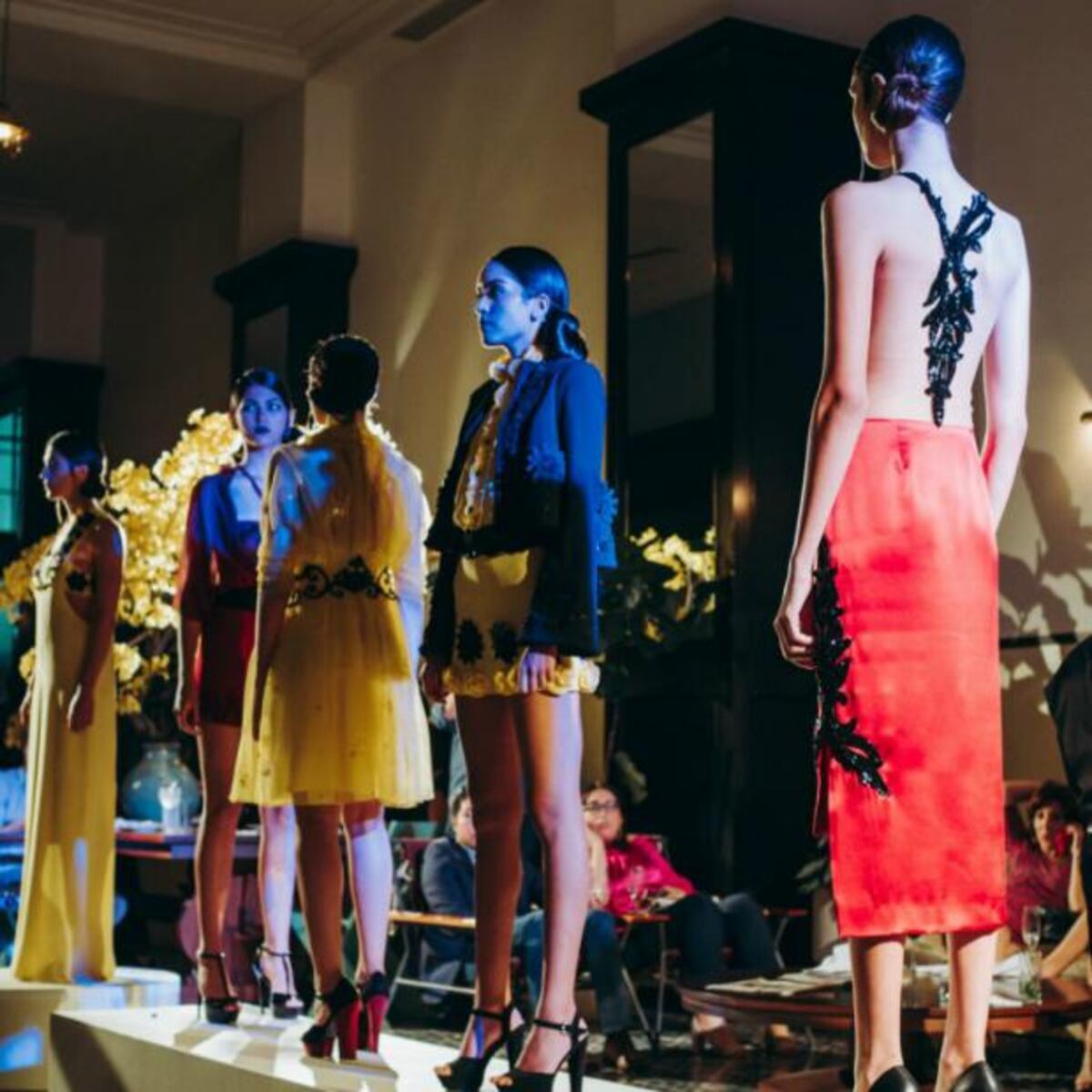 Macrocouture en el Casco Antiguo | Ellas